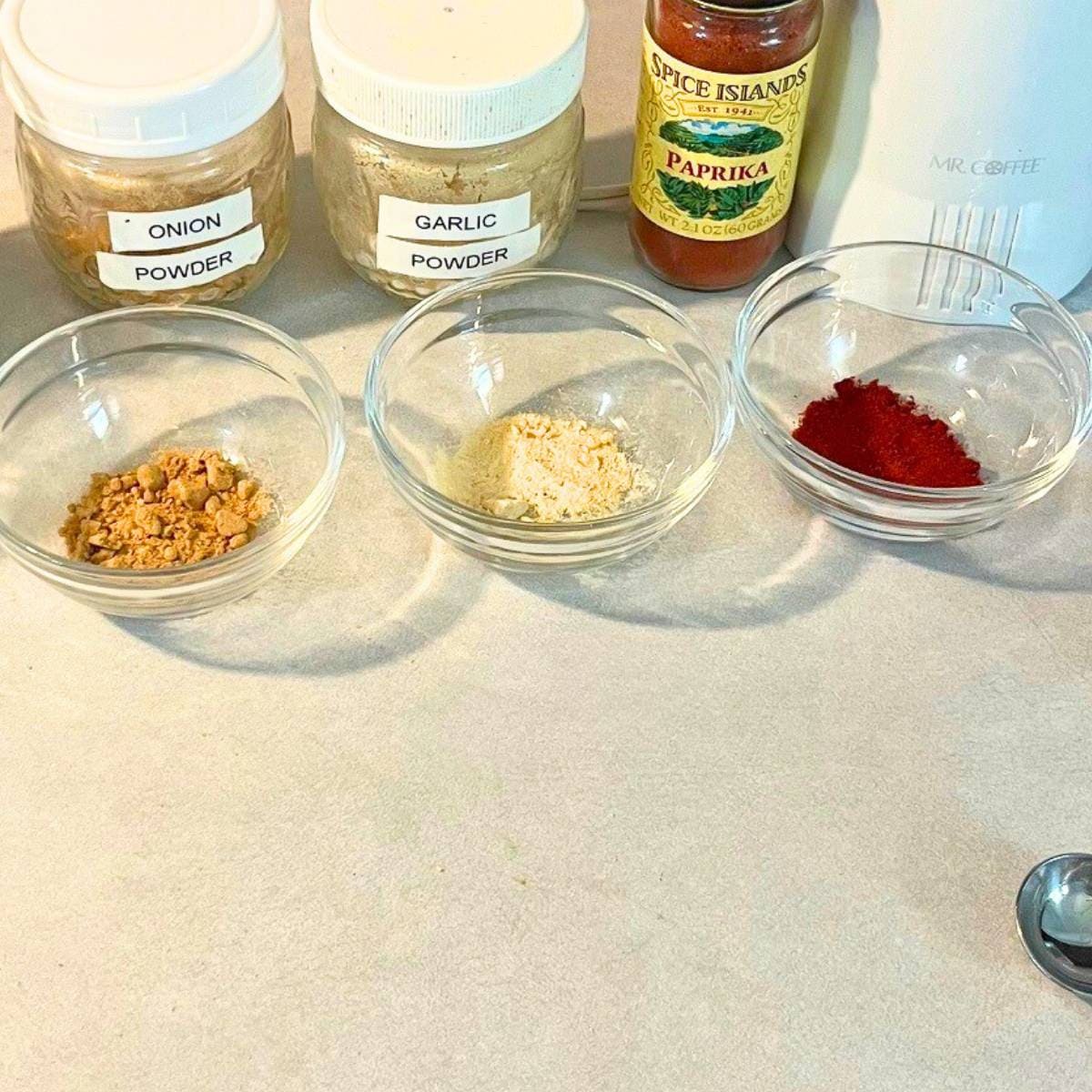 Easy Homemade Seasoned Salt Recipe (Seasoning Blend) - Rivers Family Farm
