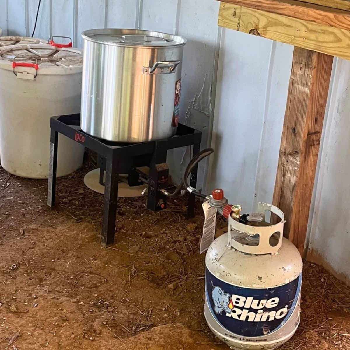 Step-by-Step: How to Clean a Milking Machine - Rivers Family Farm